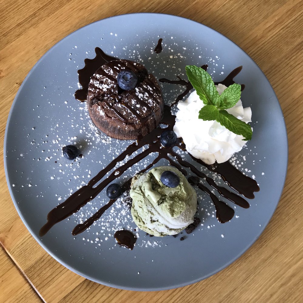 Kin'd Restaurant in Queens / Menus & Photos