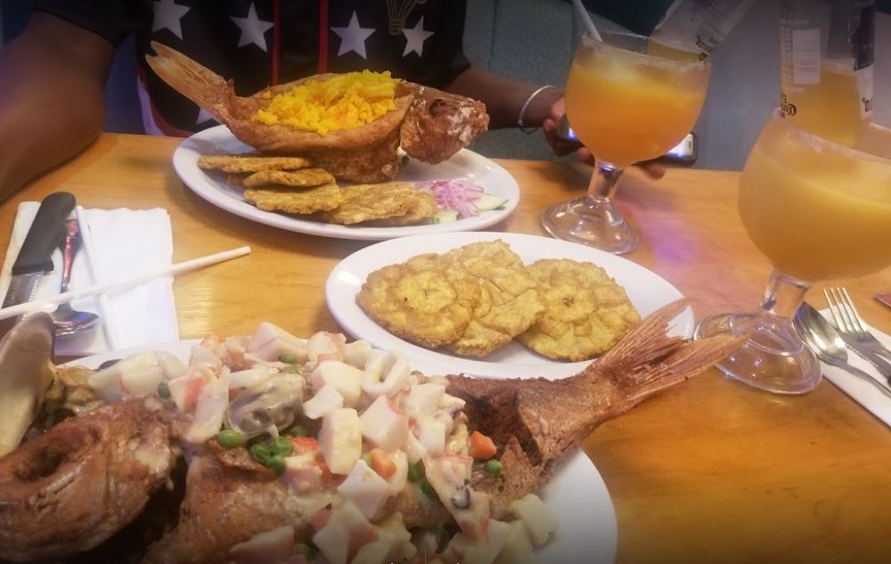 Pollos Doña Maria Restaurant & Bar Restaurant in Queens / Menus & Photos